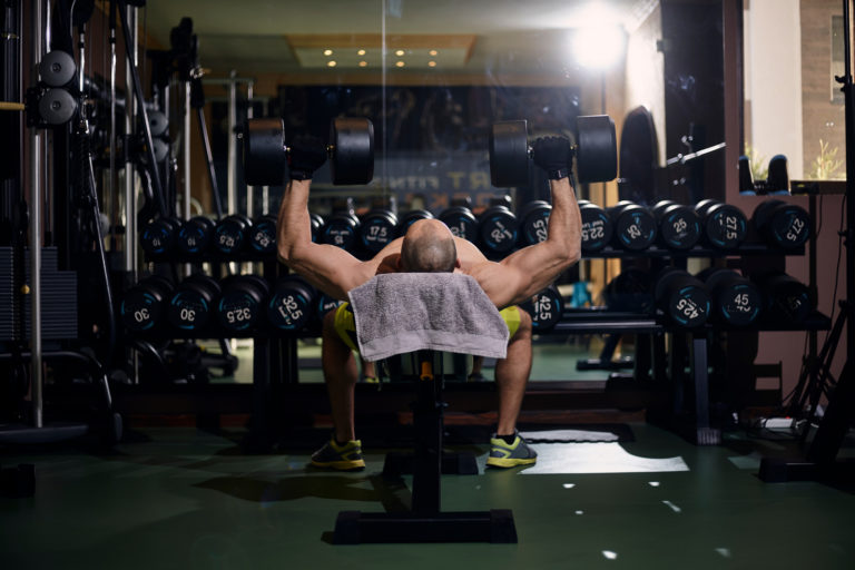 borst oefeningen, bench press, borst trainen - Gymjunkies l Fitness ...